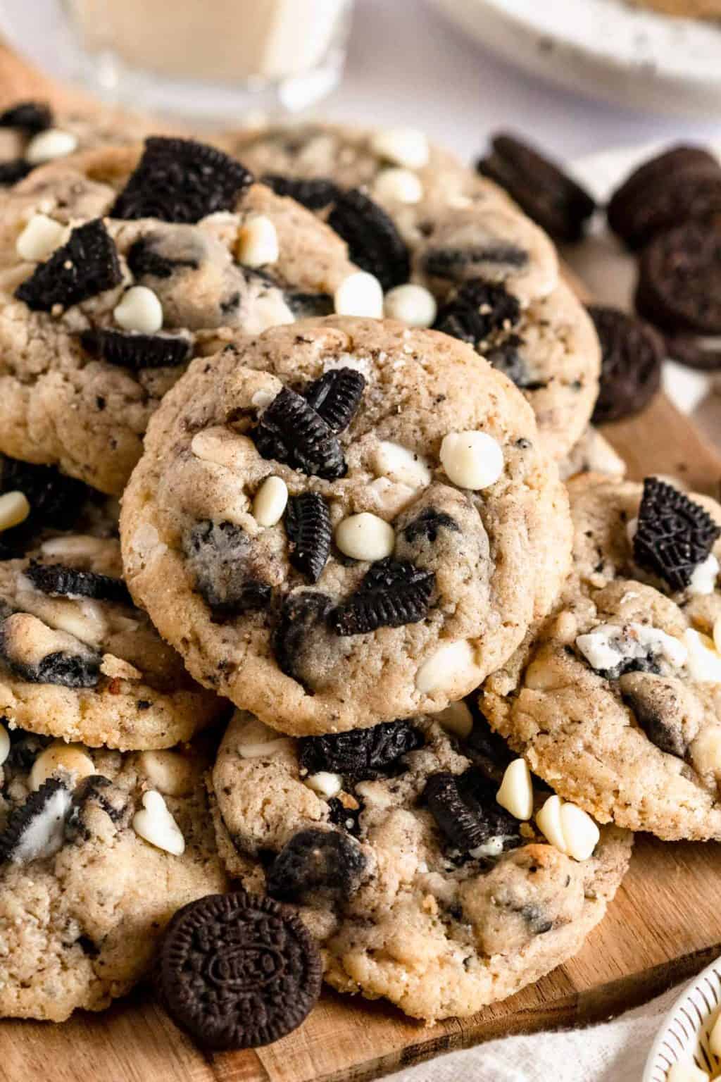 Cookies and Cream Cookies - Cookrita
