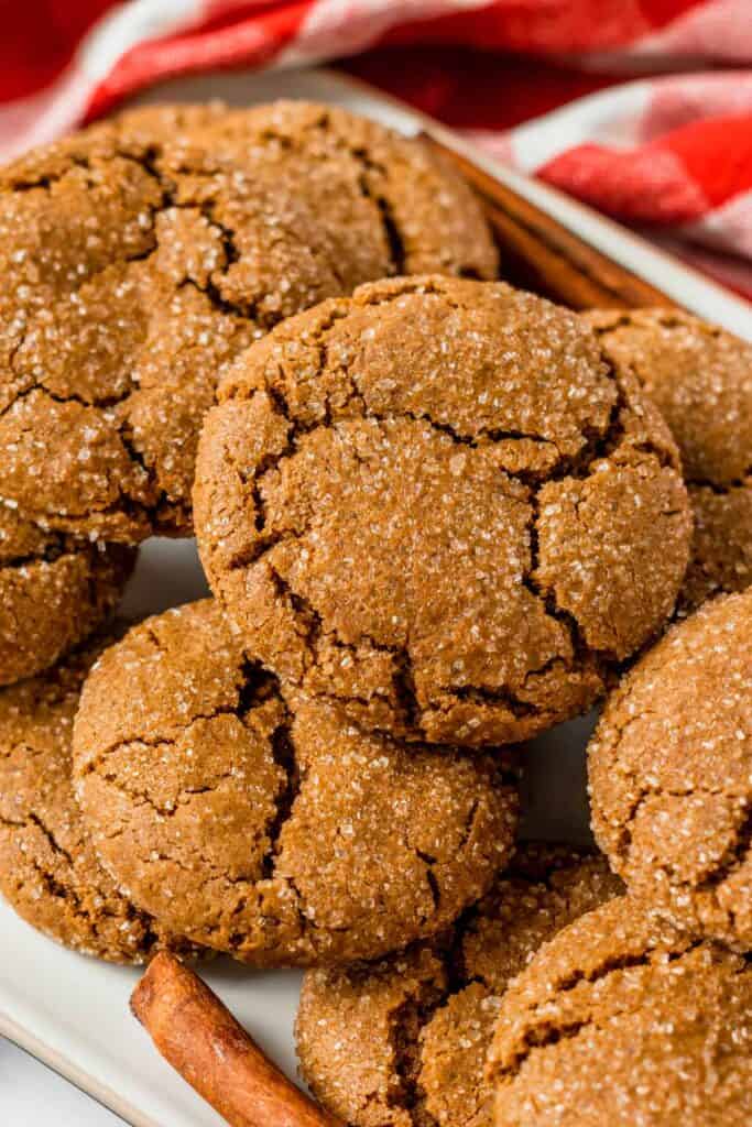 Old Fashioned Molasses Cookies (Soft & Chewy!) - Cookrita