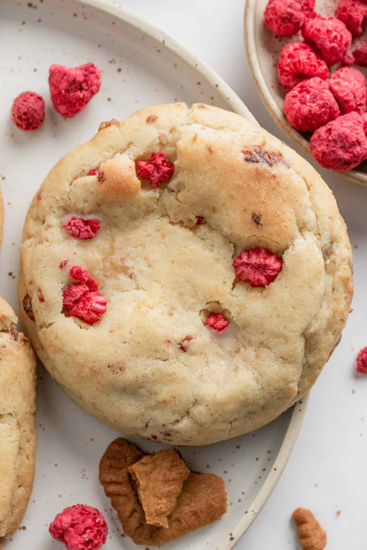 Raspberry Cheesecake Cookies - Cookrita