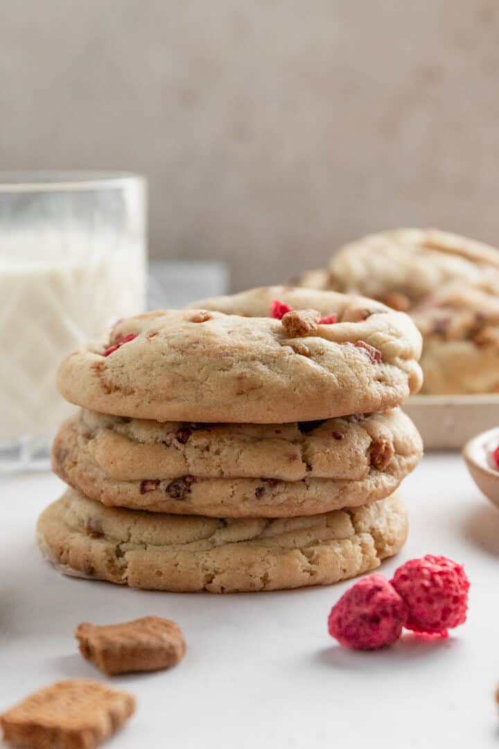 Raspberry Cheesecake Cookies - Cookrita
