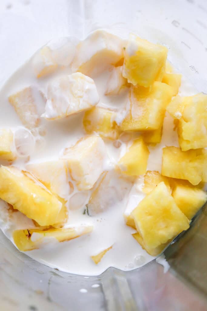Virgin Piña Colada Mocktail (Easy Blender Recipe)