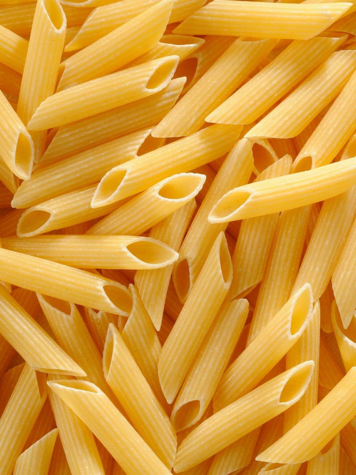 5 Best Pasta Shapes To Hold Creamy Sauces Perfectly